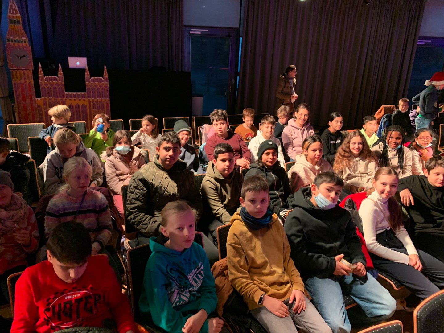 Weihnachtlicher Musicalbesuch der Klasse 5a – RSF – Realschule Feuerbach